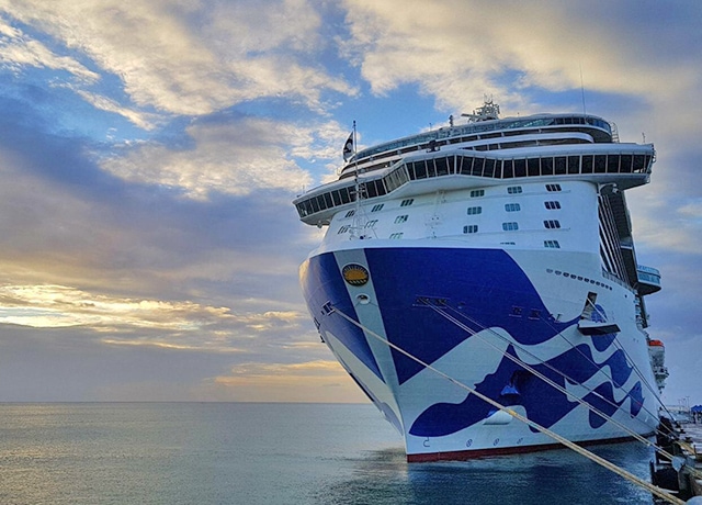 The Cruise - Royal Princess Behind-the-Scenes ITV Documentary ...